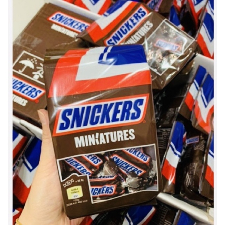 Kẹo Socola SNICKERS MINIATURES 220g Nhân Caramel Đậu Phộng ( date 1/ ...
