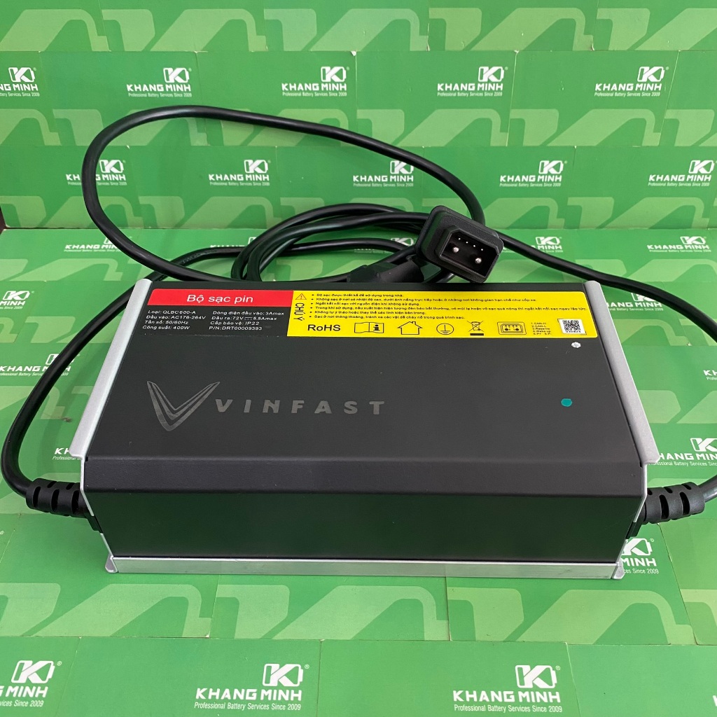 Sạc Xe Máy Điện Vinfast VF 400W Chính Hãng Cho Xe Evo | Shopee Việt Nam