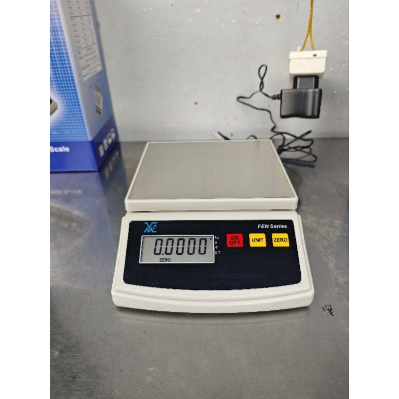 Cân điện tử FEH 1kg/ 0.1g 3kg/1g 5kg /1g | Shopee Việt Nam