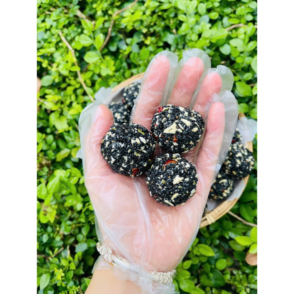 Viên mè đen táo đỏ mix hạt dinh dưỡng không đường kính -250gr Tenut ...