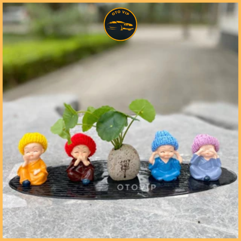 Bộ 4 chú tiểu tứ không đội mũ len trang trí tablo ô tô, bàn làm việc ...