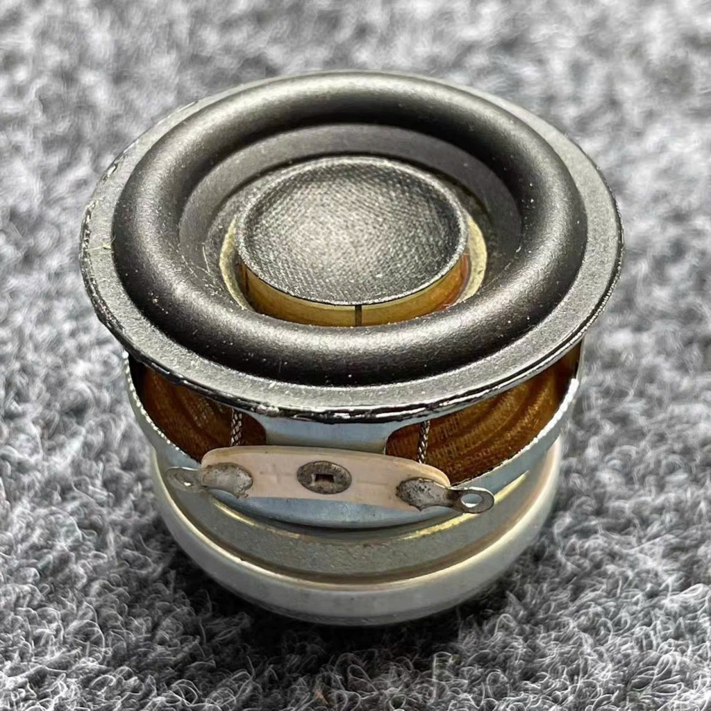 Củ loa toàn dải tháo loa 1.5inch 4Ohm 8W từ leo nam châm lớn, loa chất lượng cao . Giá 1 cái ...