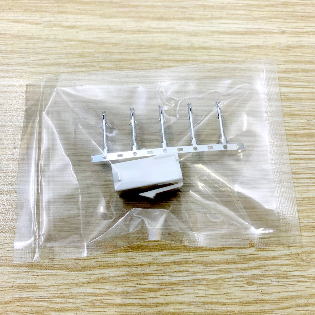 Jack 4 chân nối nguồn Servor Encoder - Màu trắng - Đầu Cái | Shopee ...
