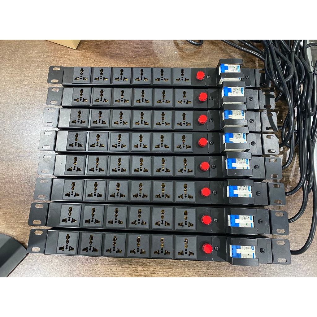 Thanh nguồn PDU 6 ổ cắm đa năng M MCB 20A + Dây nguồn EU 3X1.5MM2 ...