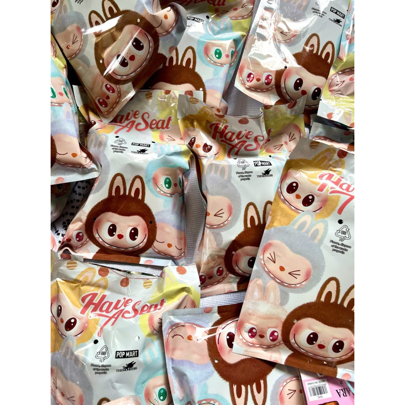 Blindpack Túi Đồ Chơi Unbox LABUBU (3-5 Món Đồ Dùng Học Tập) | Shopee ...