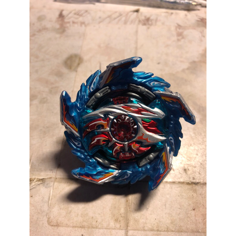 beyblade king helios , chuẩn real takara tomy , full sticker like new ...