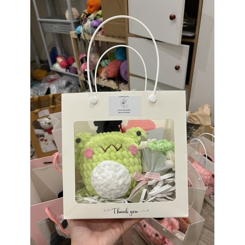 Set quà tốt nghiệp ếch len nhung đũa và bó hoa mini handmade siêu đáng ...