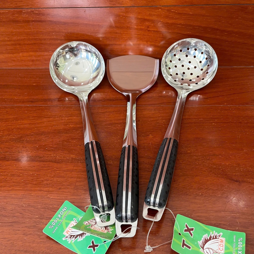 Vá múc canh, muôi múc canh, sạn inox cán nhựa đen dài 30cm | Shopee ...