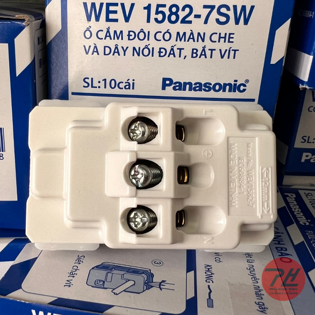 Ổ cắm đôi 3 chấu có màn che Panasonic WEV1582-7SW chính hãng | Shopee ...