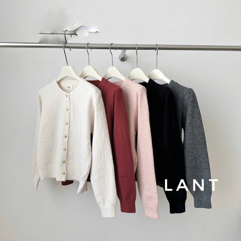 (Lant,clothing) SẴN Hàng áo len cúc vàng đồng nhỏ eg | Shopee Việt Nam