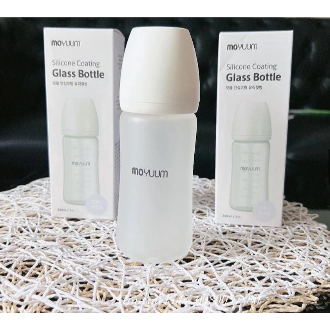 Bình sữa thủy tinh tráng silicon Moyuum Premium - 150ml-l/ 240ml Hàn Quốc - Chính hãng- Kèm núm ...