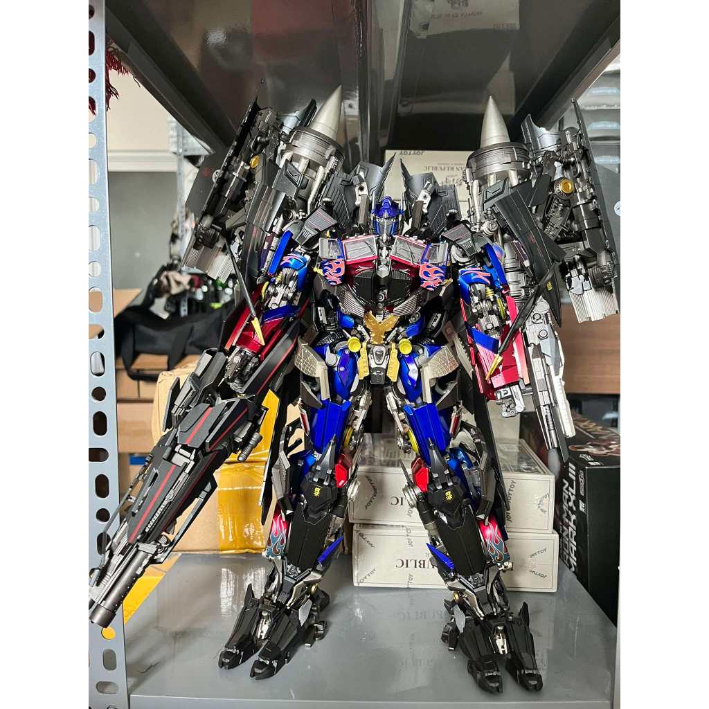 Bộ sản phẩm Optimus Prime MC003 cùng bộ giáp Jet Power ME003 | Shopee ...