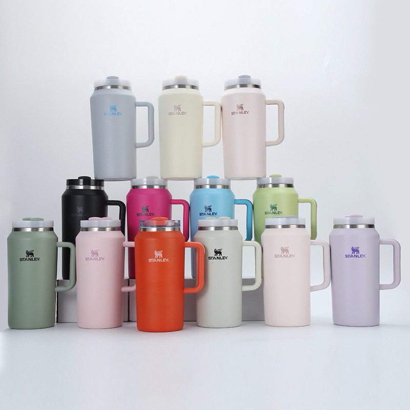 [𝗦𝗧𝗔𝗡𝗟𝗘𝗬 𝗕𝗢𝗧𝗧𝗟𝗘 𝟭.𝟵𝗟 - 𝟲𝟰𝗼𝘇] Bình nước giữ nhiệt STANLEY 1,920L - 64oz| Bình giữ nhiệt có quai 2 ...