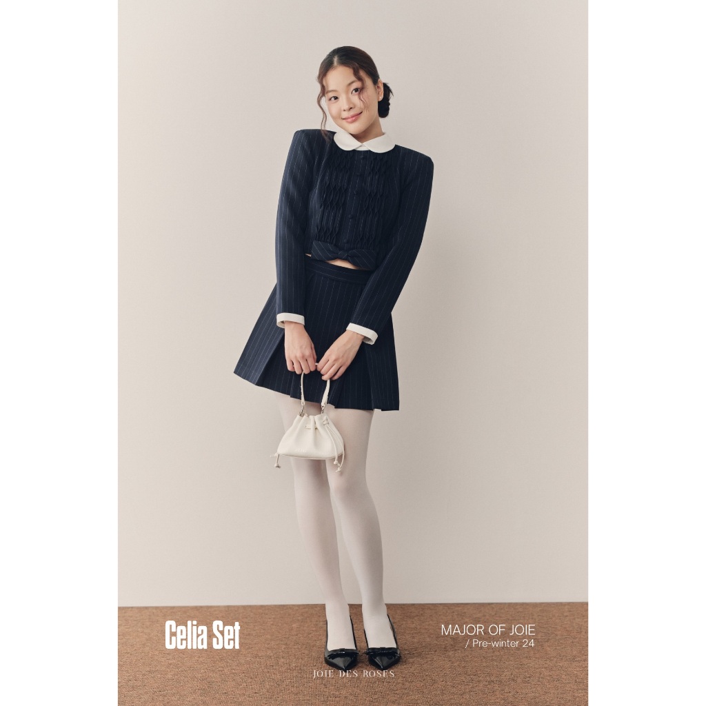 JOIE DES ROSES - Set áo crop top tay dài phối nơ bản to và chân váy xếp ...