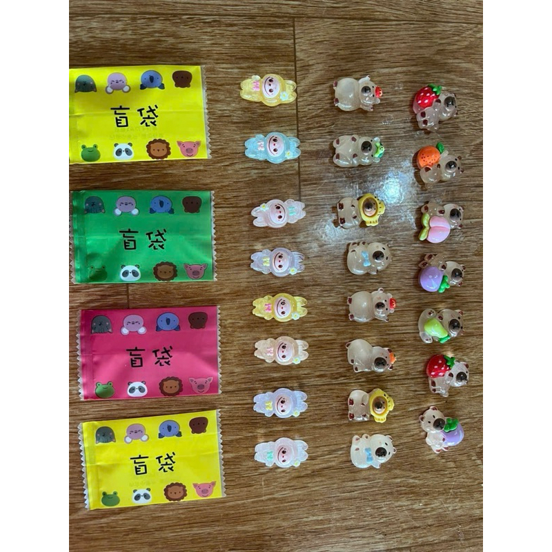 CHARM TÚI MÙ LABUBU & CAPY BARA | Shopee Việt Nam