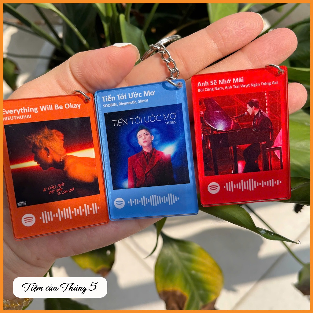 Móc khóa spotify lyric in theo yêu cầu (Chất liệu mica, in 2 mặt, nền ...