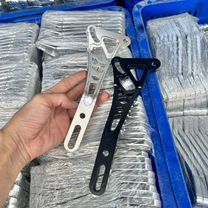 Pas treo pô Exciter/Sonic/Winner/Raider/Satria/Sirius nhôm cnc nguyên ...