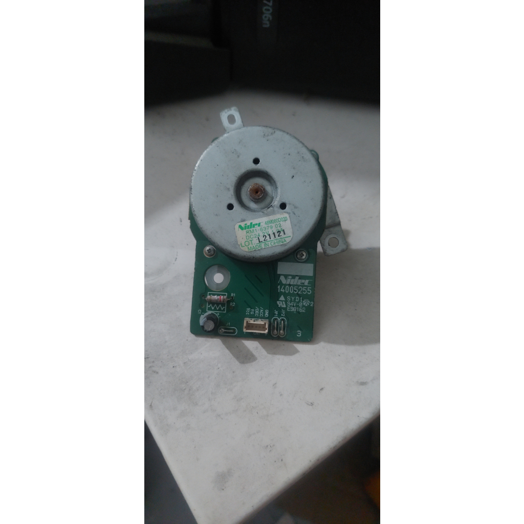 Motor/Mô tơ RM1-6378 hoặc RM1-6379 lõi trước 8mm chế quạt (bóc máy ...