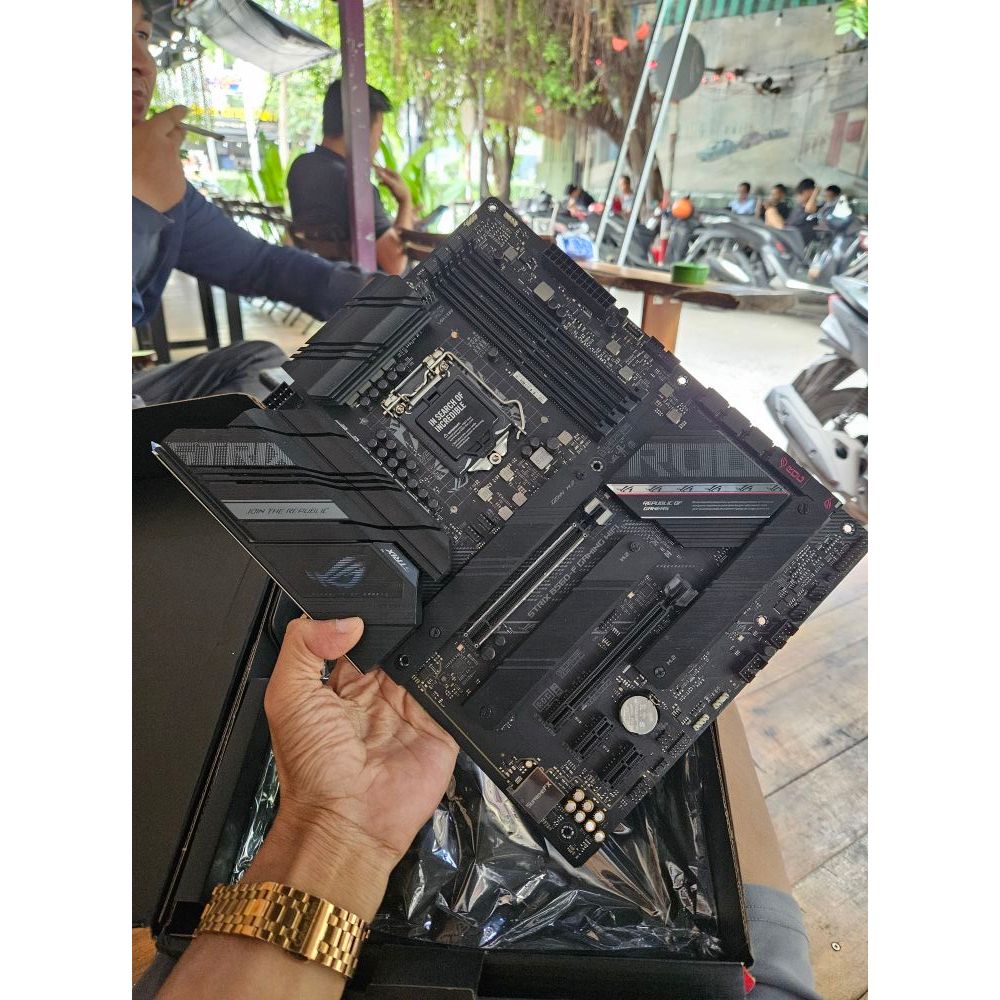 MAIN ASUS B560 F ROG STRIX SOCKET 1200 | Shopee Việt Nam