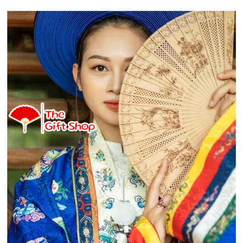 Quạt Gỗ Cổ Trang Có Khắc Hình-Quạt gỗ thơm cao cấp-Quạt cổ trang/Phụ ...