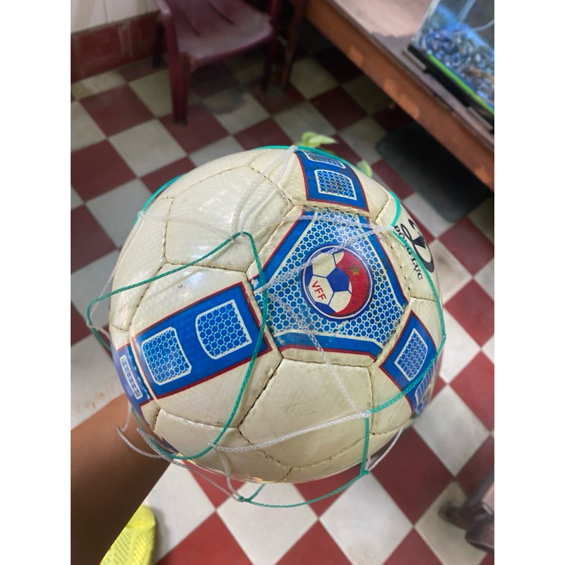 Banh Futsal Động Lực tồn kho, banh tốt ko hư, không bảo hành | Shopee ...