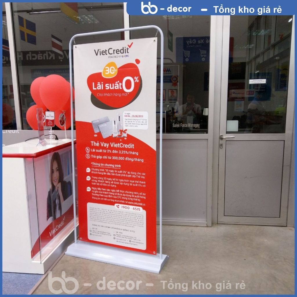 Standee kiểu cửa đế sắt và đế nhựa đổ nước để ngoài trời, khung treo hình ảnh quảng cáo, 2 KT ...