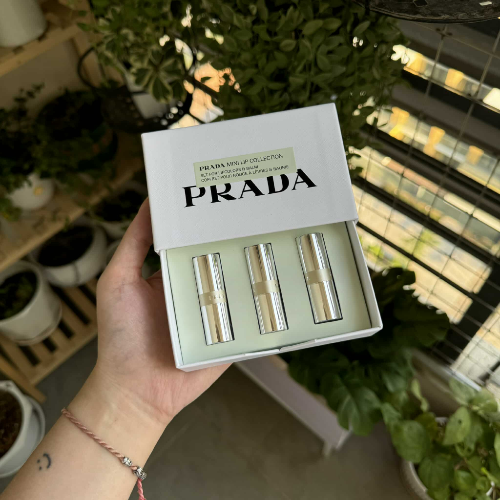 Set 3 son mini Prada Mini Moisturizing Lip Balm Set | Shopee Việt Nam