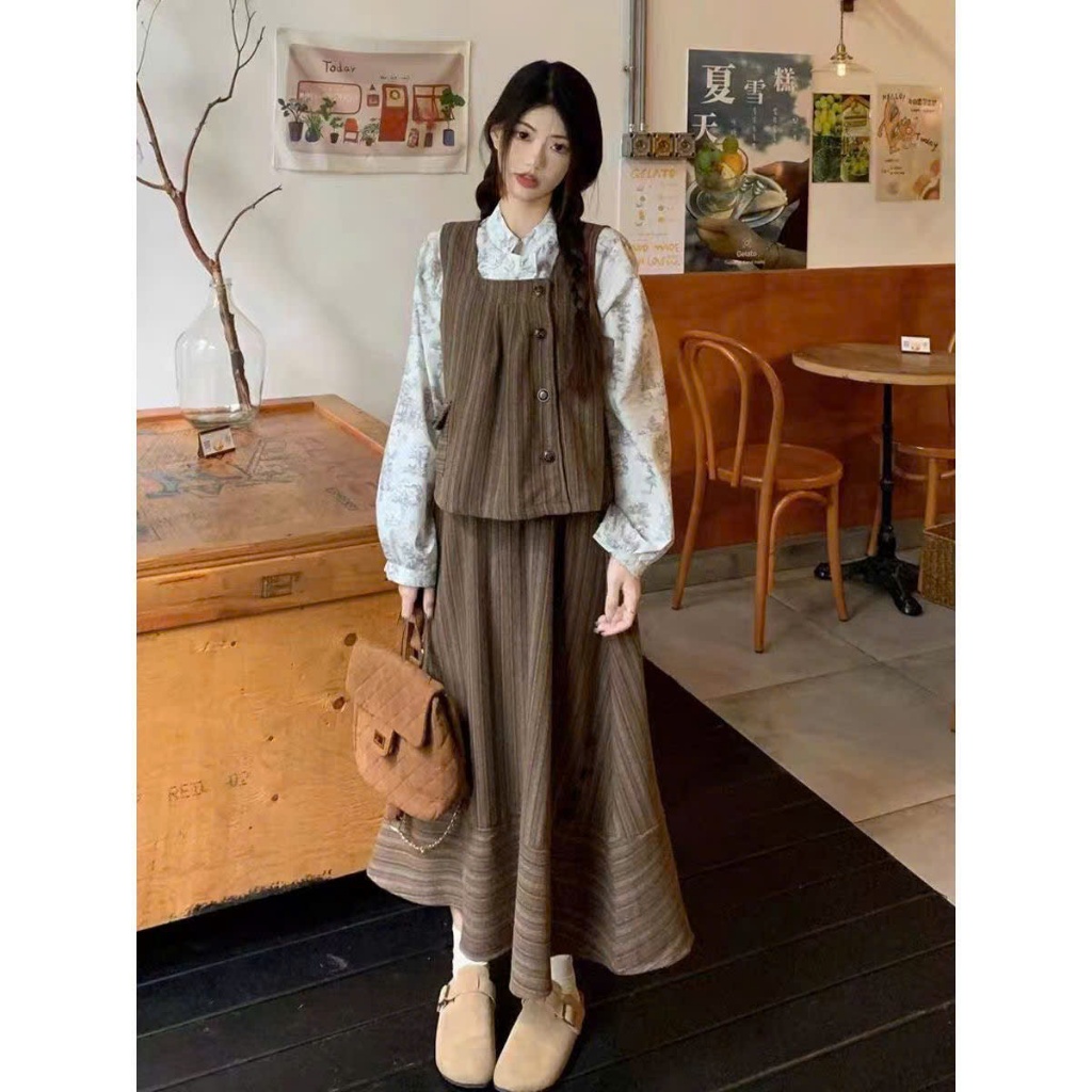 [ORDER 15-20 NGÀY] SET ÁO SƠ MI HOA+ ÁO GILE+ CHÂN VÁY CHỮ XOÈ DÀI ...