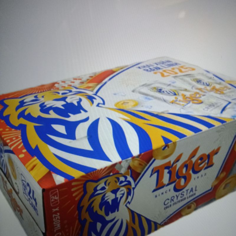 Bia Tiger Cool pack SINGAPORE Tết 250 ml , thùng 24 lon | Shopee Việt Nam