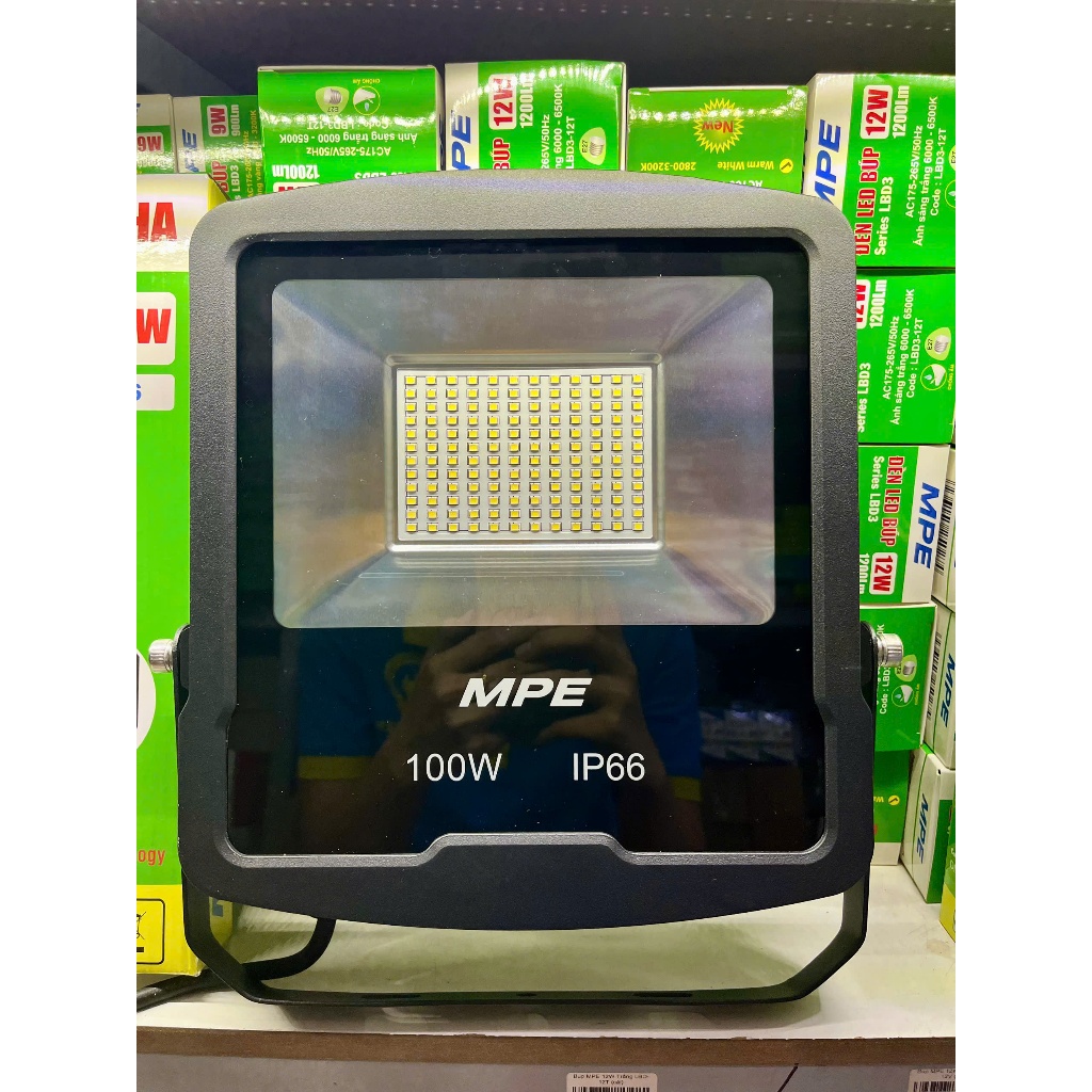 ĐÈN PHA LED MPE 100W ÁNH SÁNG TRẮNG FLD5-100T HÀNG CHÍNH HÃNG | Shopee ...
