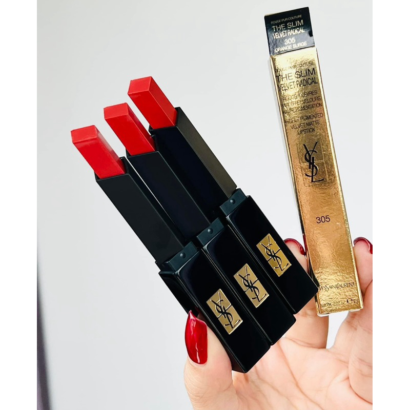 (Auth) 𝐒𝐨𝐧 thỏi 𝐘𝐒𝐋 màu 305 - 𝐓𝐡𝐞 𝐒𝐥𝐢𝐦 𝐕𝐞𝐥𝐯𝐞𝐭 𝐑𝐚𝐝𝐢𝐜𝐚𝐥 𝐍𝐮𝐝𝐞 𝐓𝐞𝐧𝐬𝐢𝐨𝐧 (đỏ ánh cam) - Full size ...