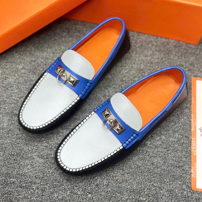 Giày Moca nam Hm màu trắng khuy kim loại nổi bật - mẫu mới nhất 2025 ...