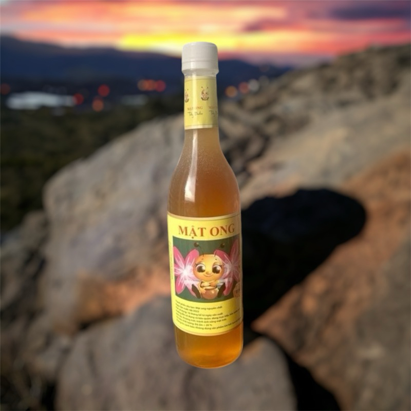 Mật ong tây bắc (con ong) chai 650ml | Shopee Việt Nam