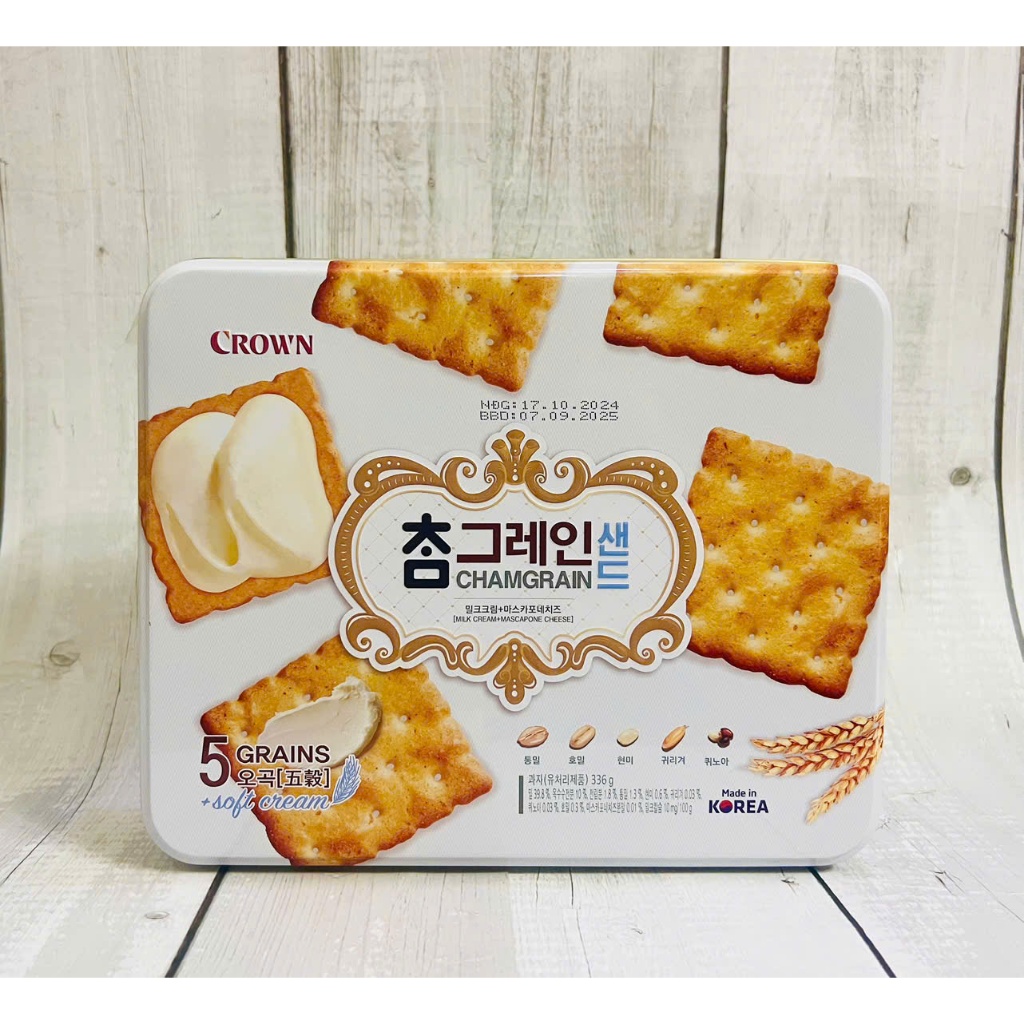 Bánh Quy Kem Sữa Phô Mai 5 Loại Hạt Crown 336g | Shopee Việt Nam