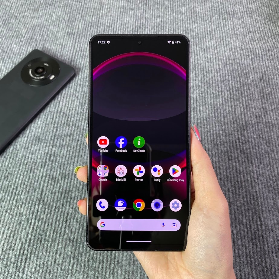 Điện thoại Sharp Aquos R8 Pro - Chip Snap 8 Gen 2 màn hình Pro IGZO ...
