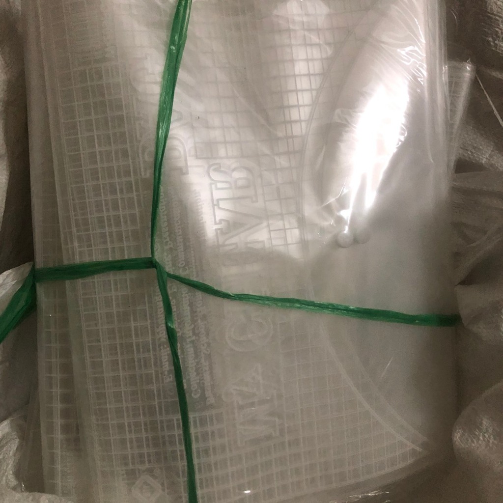 Túi khuy bấm khổ a4 các cỡ,dầy mỏng khác nhau lưu trữ giấy tờ. Giá 50k ...