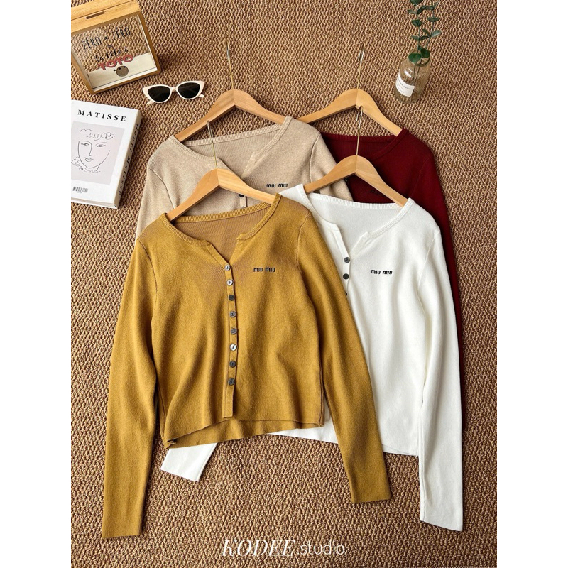 Kodee - Áo len nút tay dài logo chữ - L0068 | Shopee Việt Nam