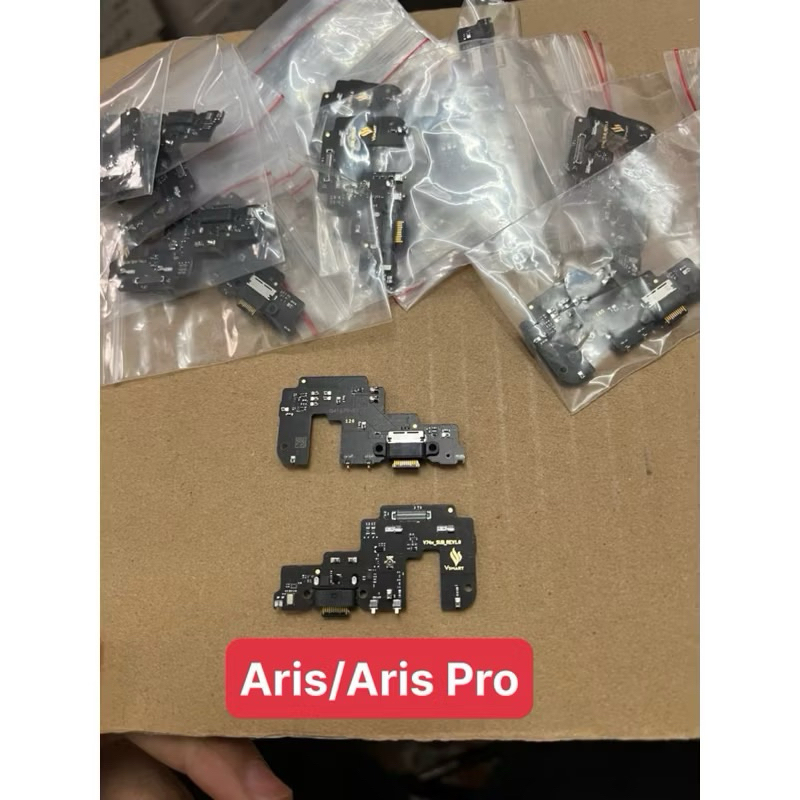 Bo sạc Vsmart Aris / Aris pro zin hãng dùng chung | Shopee Việt Nam