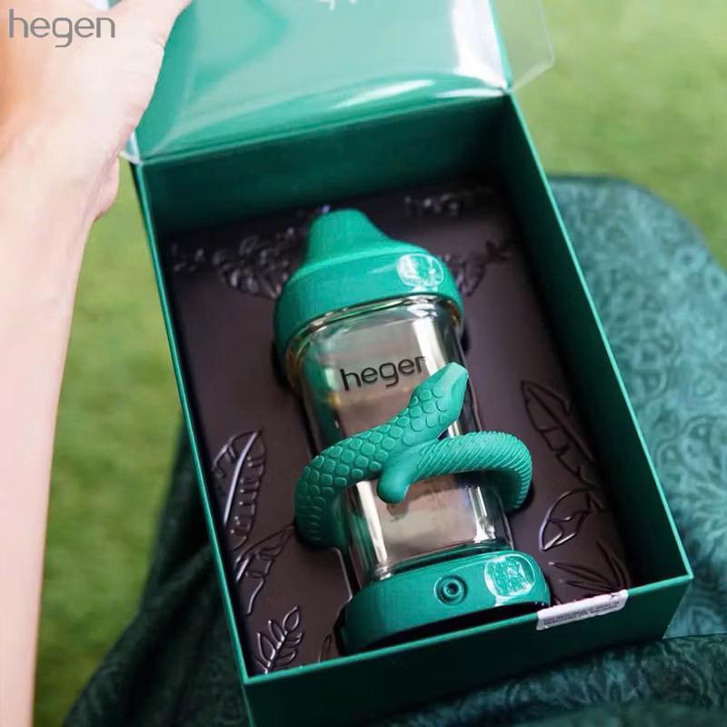 Bộ bình sữa Hegen Serpentine Treasures 240ml núm ti M từ 3 – 6 tháng, nắp trữ sữa và gặm nướu ...