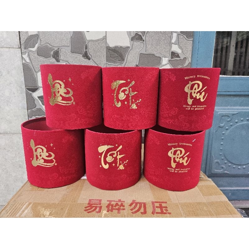 TRỤ NHUNG CHỮ VIỆT CẮM HOA, ĐÀO ĐÔNG TRANG TRÍ NGÀY TẾT SIZE 16x16cm và ...