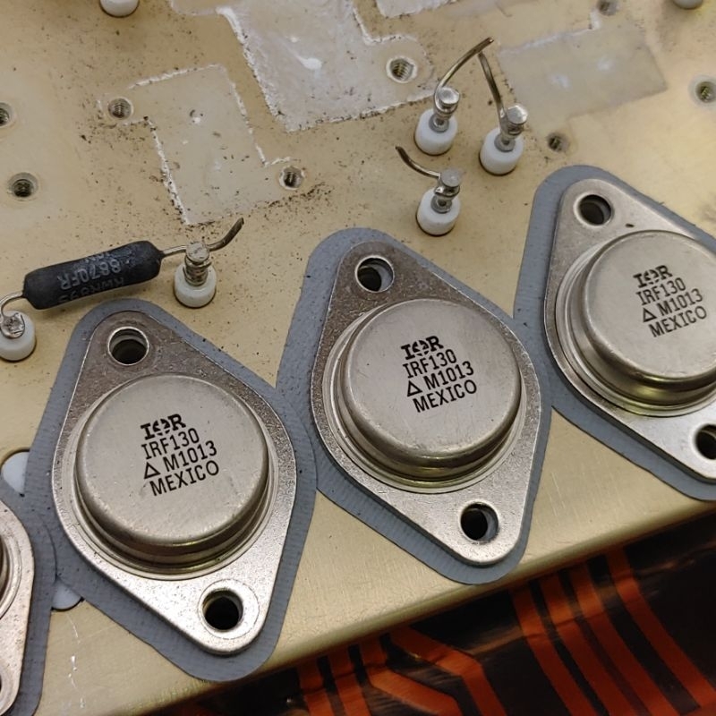 Mosfet sò công suất IRF130 N-channel 100V 14A 75W tháo máy | Shopee ...