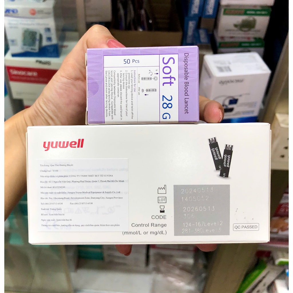Que thử đường huyết Yuwell 590 (50 que + 50 kim) | Shopee Việt Nam
