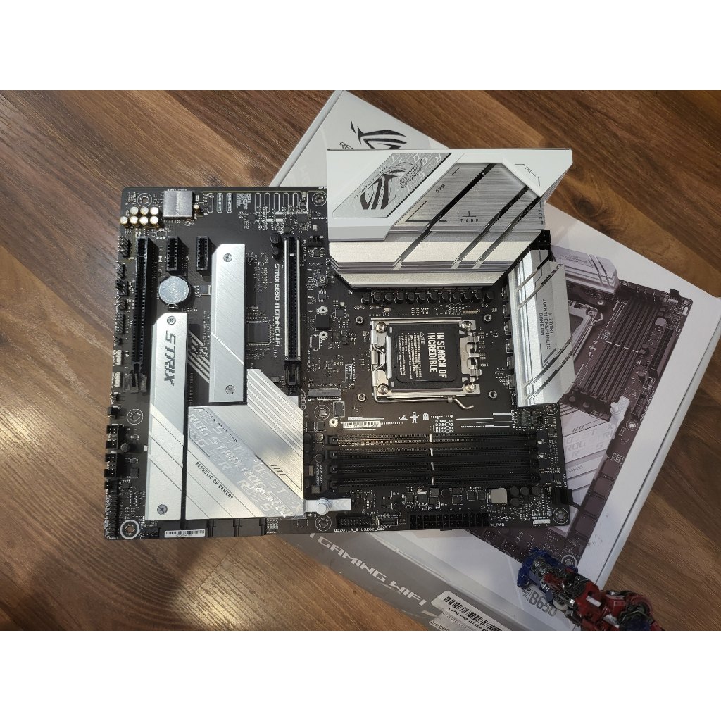 Bo mạch chủ Asus ROG B650-A Gaming Wifi | Shopee Việt Nam