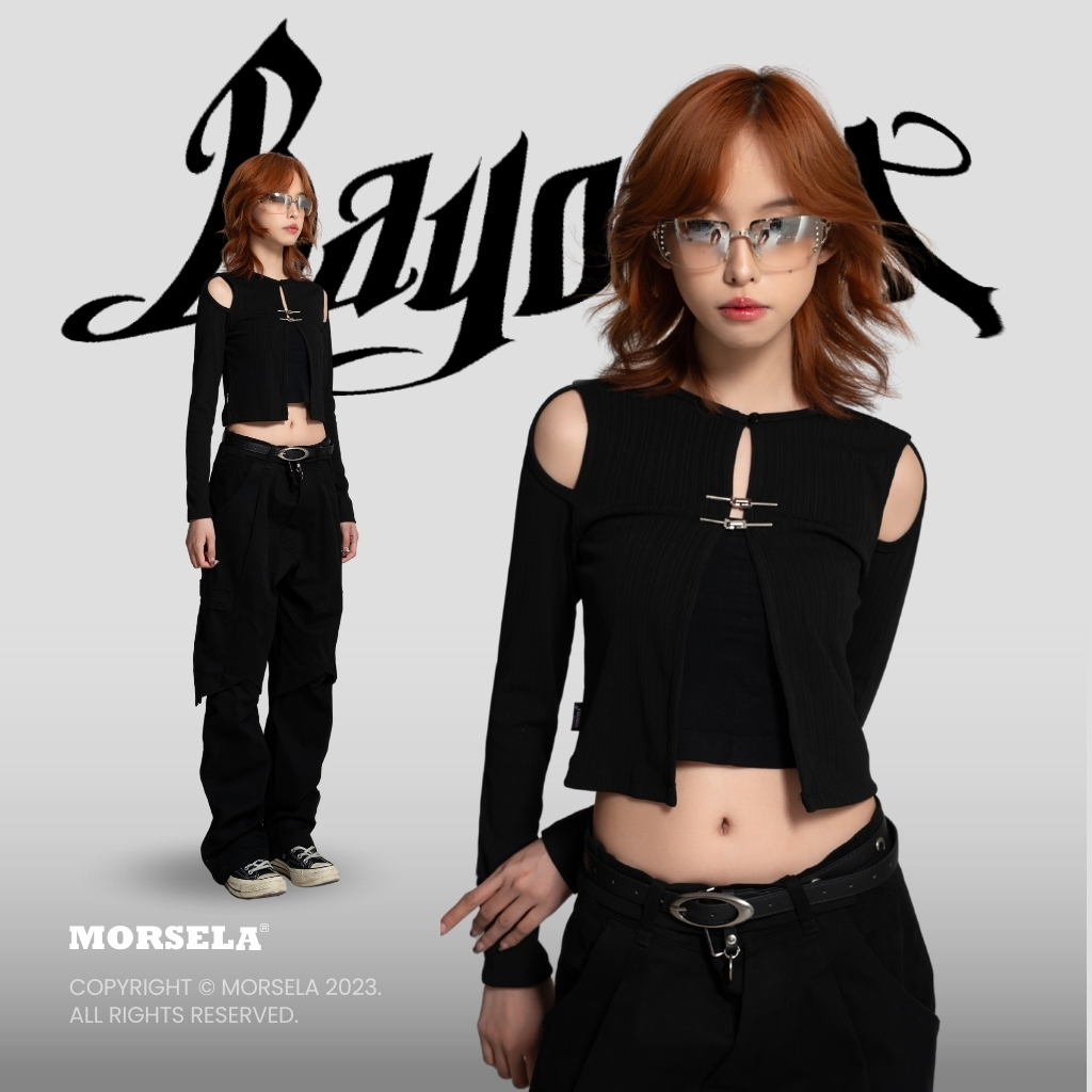 MORSELA chính hãng- Áo croptop nữ tay dài BAYONET khoét vai phối ghim cài cá tính phong cách Y2K ...