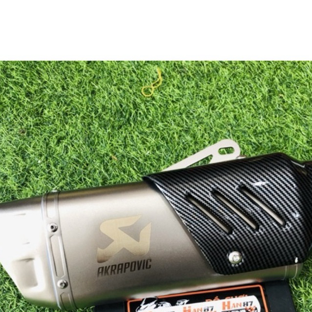 LON PÔ AKARPOVIC R1 - BẠC ỐP CARBON | Shopee Việt Nam