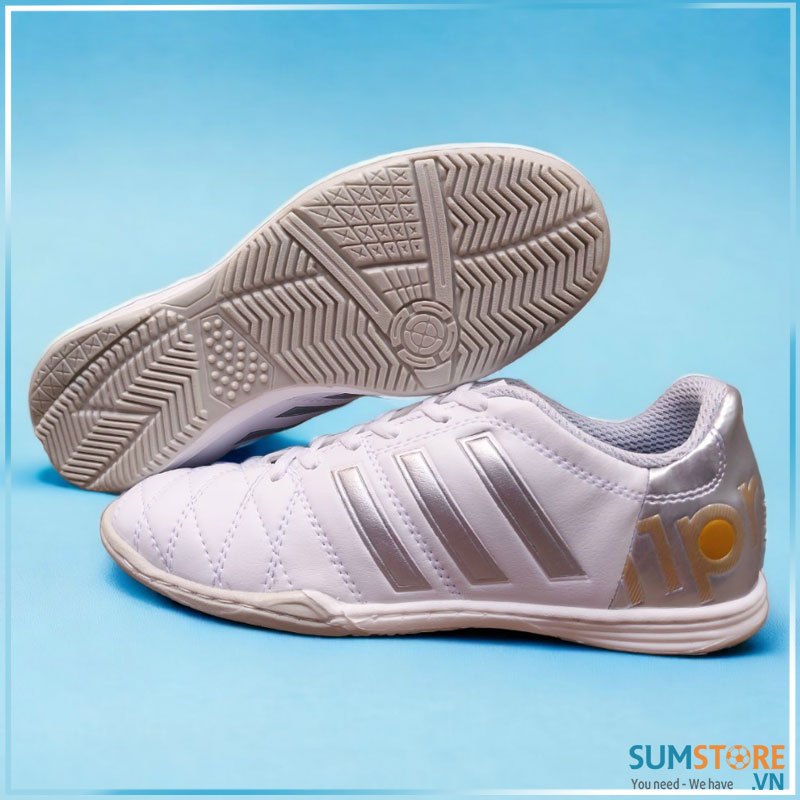Giày Đá Banh Futsal Đế Bằng (Đế IC) Cao Cấp Màu Trắng Bạc - Giày Bóng ...