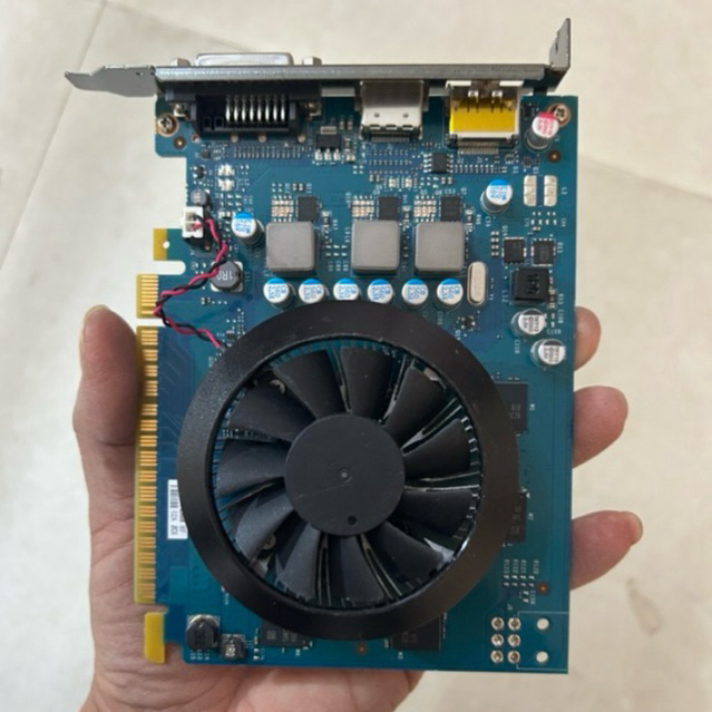 Vga 1050/2g / 1050t/4g galax không cần nguồn phụ hàng máy bộ hàng nhập ...
