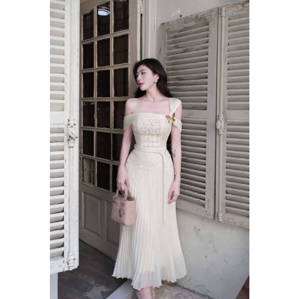 Đầm thiết kế KHÂU Design ren tag điệp lệch vai sang chảnh | Shopee Việt Nam