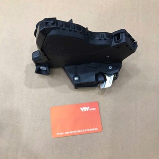 Khóa Ngậm Cửa Hilux 05-15, Fortuner 08-15, Innova 06-15 | 69040-0K020 ...