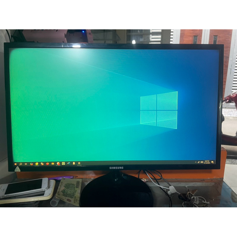 màn hình 24in samsung s24f350 full vga-hdmi rẻ , bán Gia 450k . Tét ...